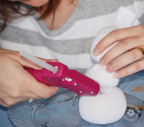 Olaf Sock Snowman Tutorial - onecreativemommy.com